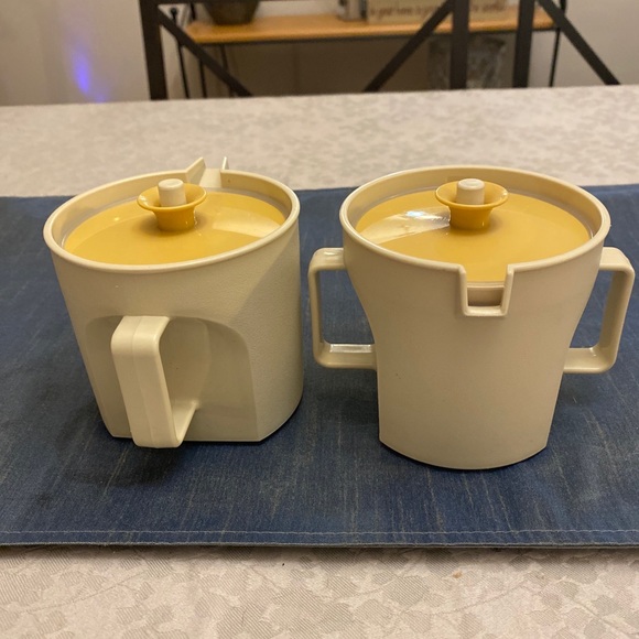 Tupperware | Kitchen | Vintage Tupperware Cream Sugar Set With Push N ...